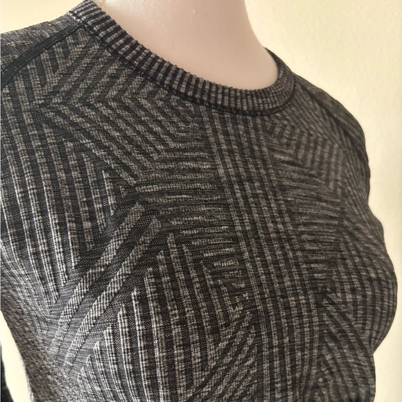 lululemon athletica | Tops | Sz6 Lululemon Rest Less Pullover Heathered ...
